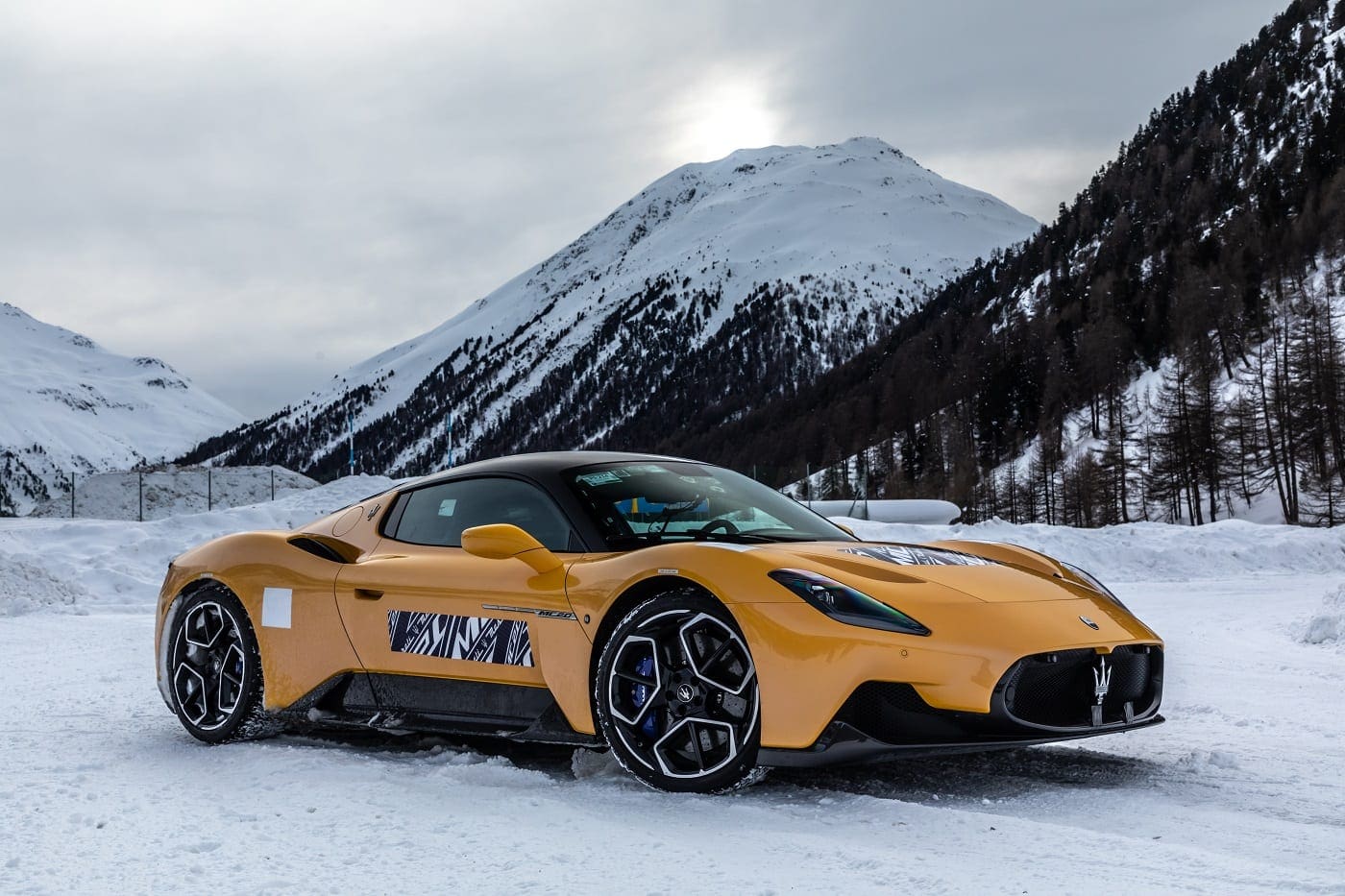Watch a Maserati MC20 Drifting in the Alps – duPont REGISTRY News