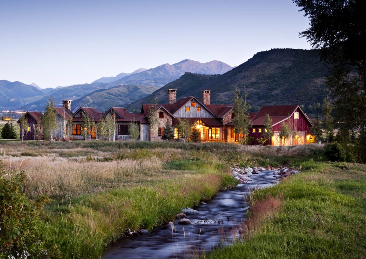 $200 Million Ranch Compound Could Accommodate an Entire Extended Famil ...