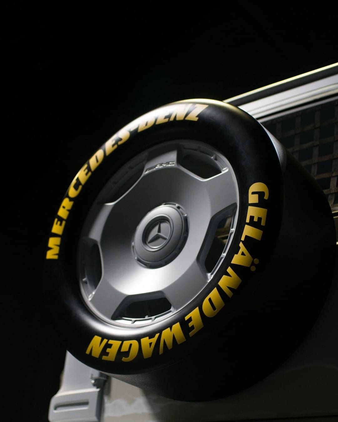 Mercedes-Benz x Virgil Abloh Project Gets Teased – duPont REGISTRY Group