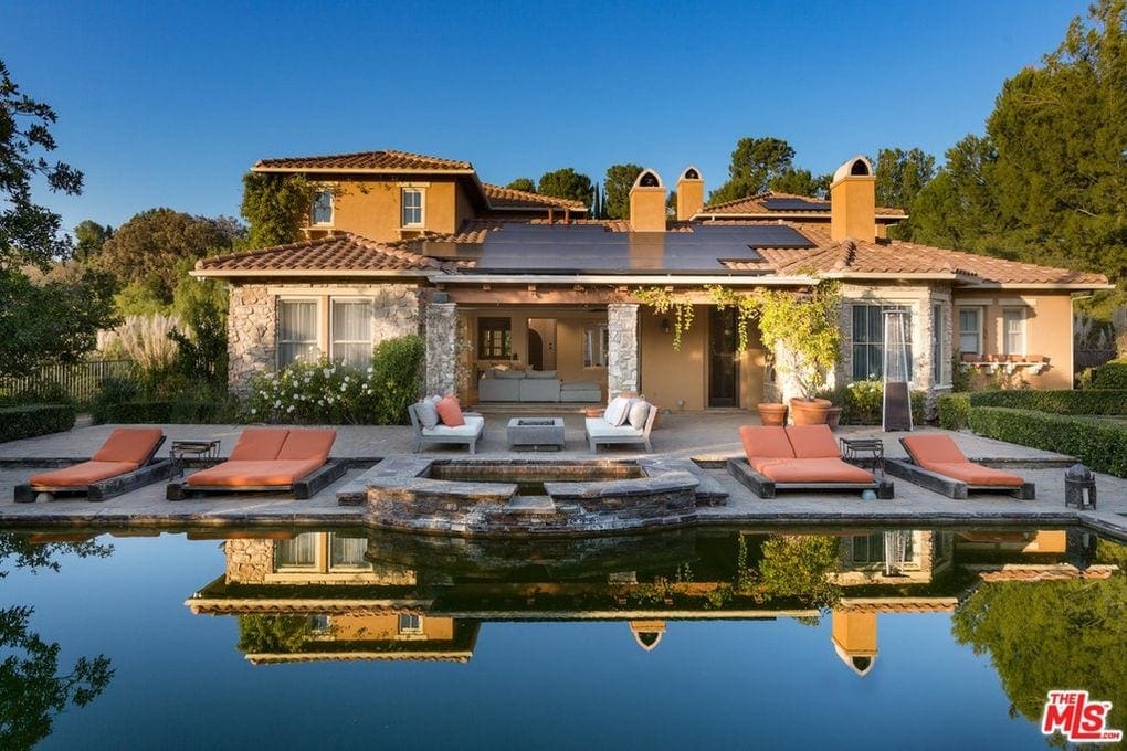 Selena Gomez and French Montana Have Lived in This Calabasas Compound ...