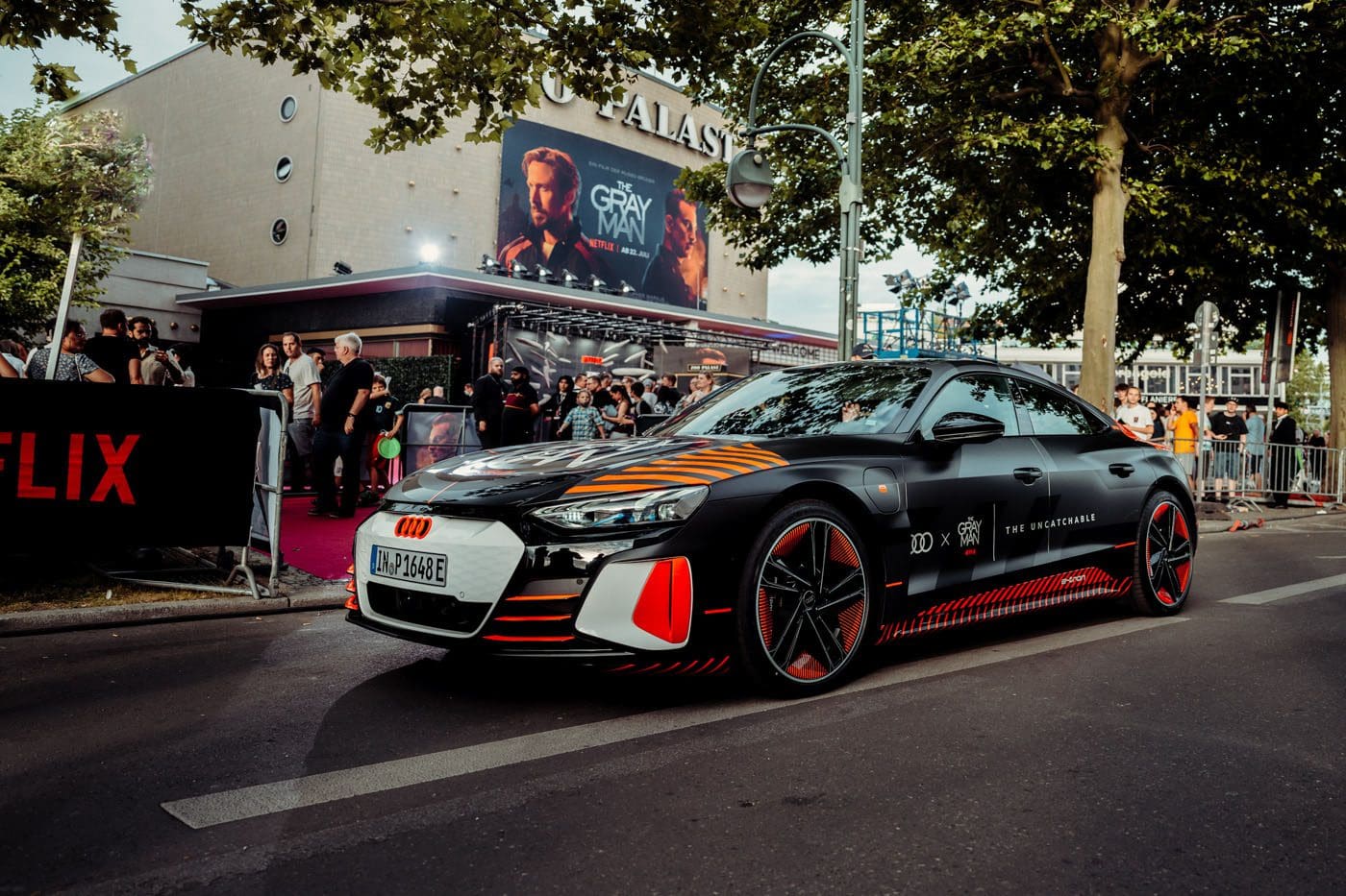 The New Netflix Movie, The Gray Man, Features Four Audi Models In The ...