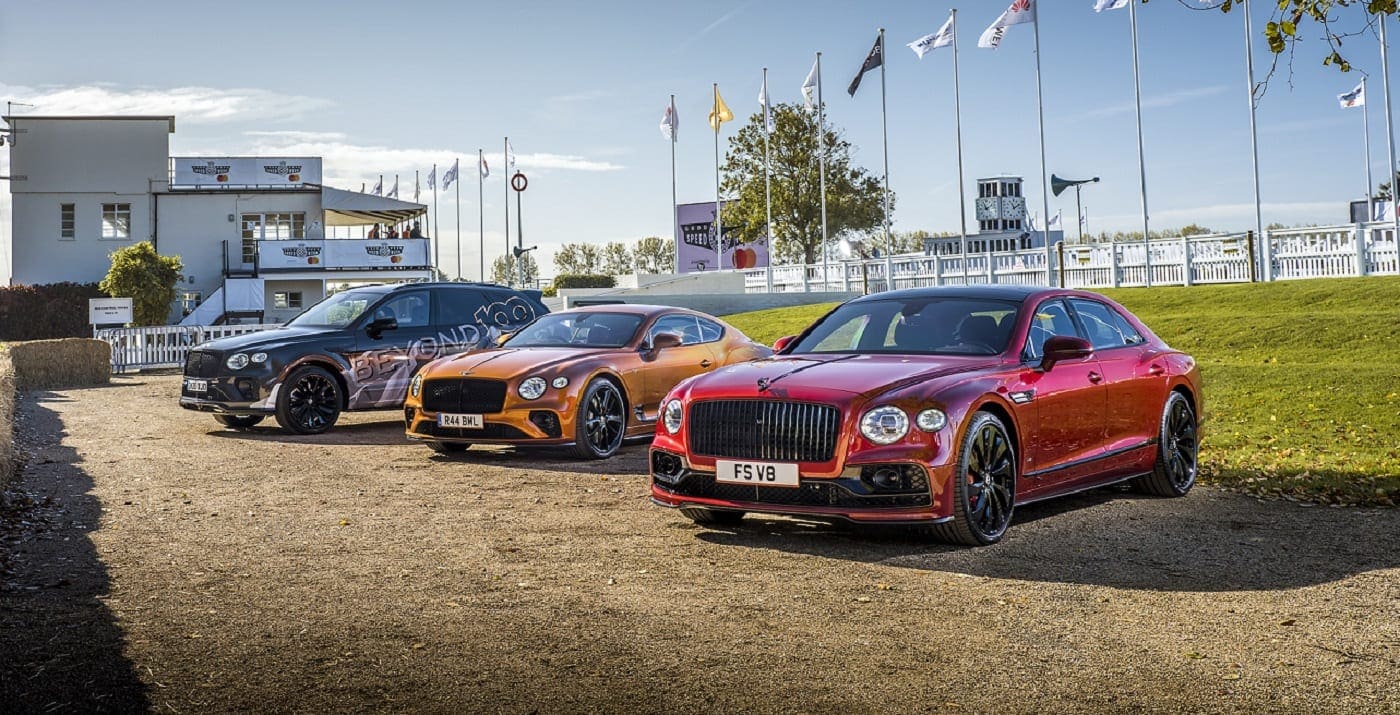 Bentley Shows Stunning Lineup At Goodwood – duPont REGISTRY News