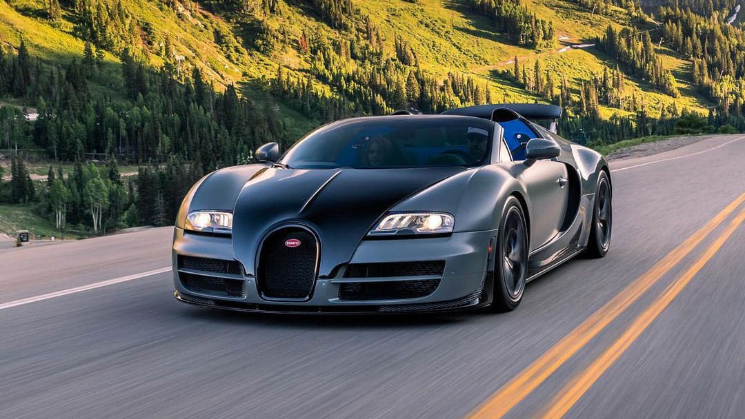 Bugatti Shows Off Supercar Ron's Veyron Grand Sport Vitesse – duPont ...