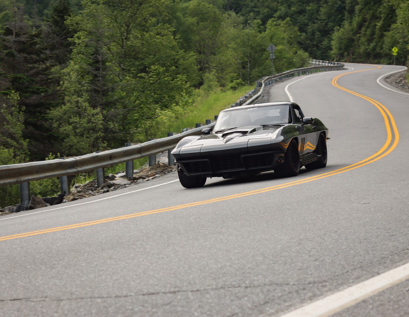 Rothspeed Revives an Icon: The Reimagined 1966 Splitray – duPont ...
