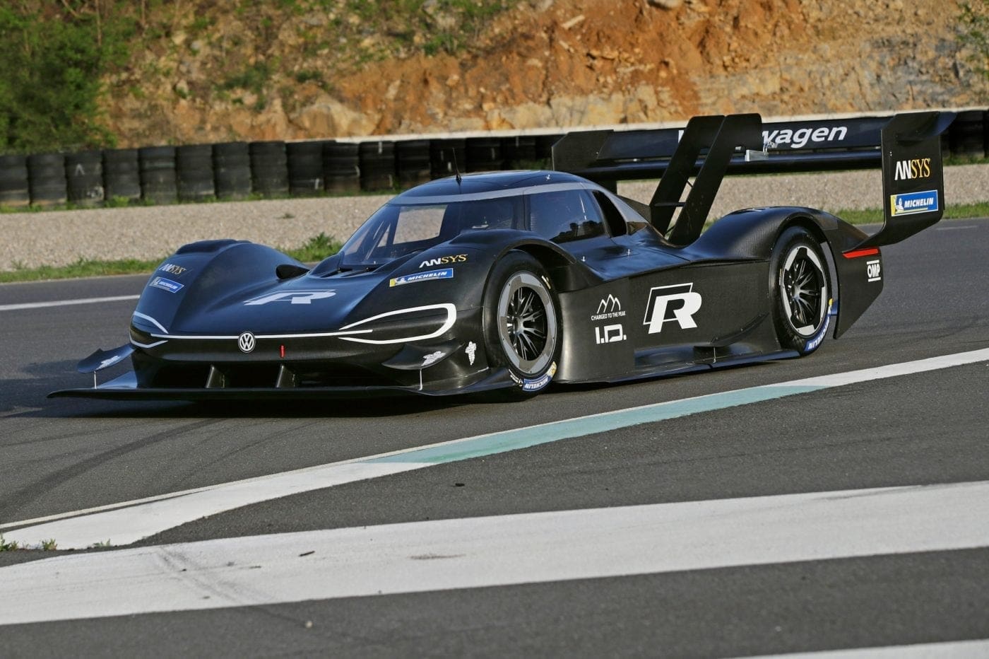 See the Historic VW I.D. R Pike's Peak Run (RIP Headphones) – duPont ...