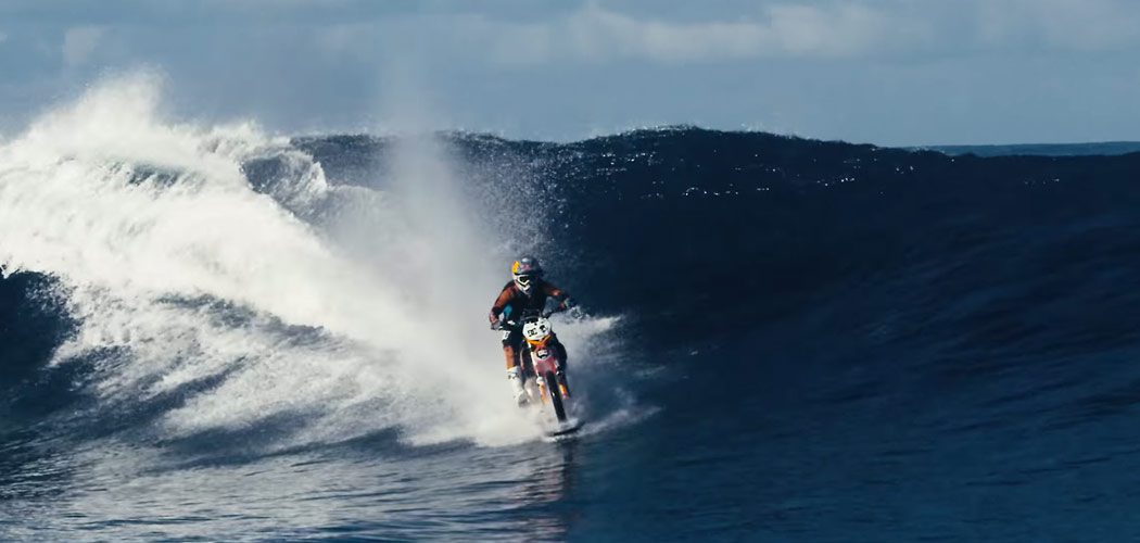 Robbie Maddison Surfing on Dirtbike in Tahiti – duPont REGISTRY News