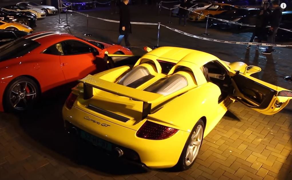 Over Five Epic Minutes of Supercars Starting Up – duPont REGISTRY News