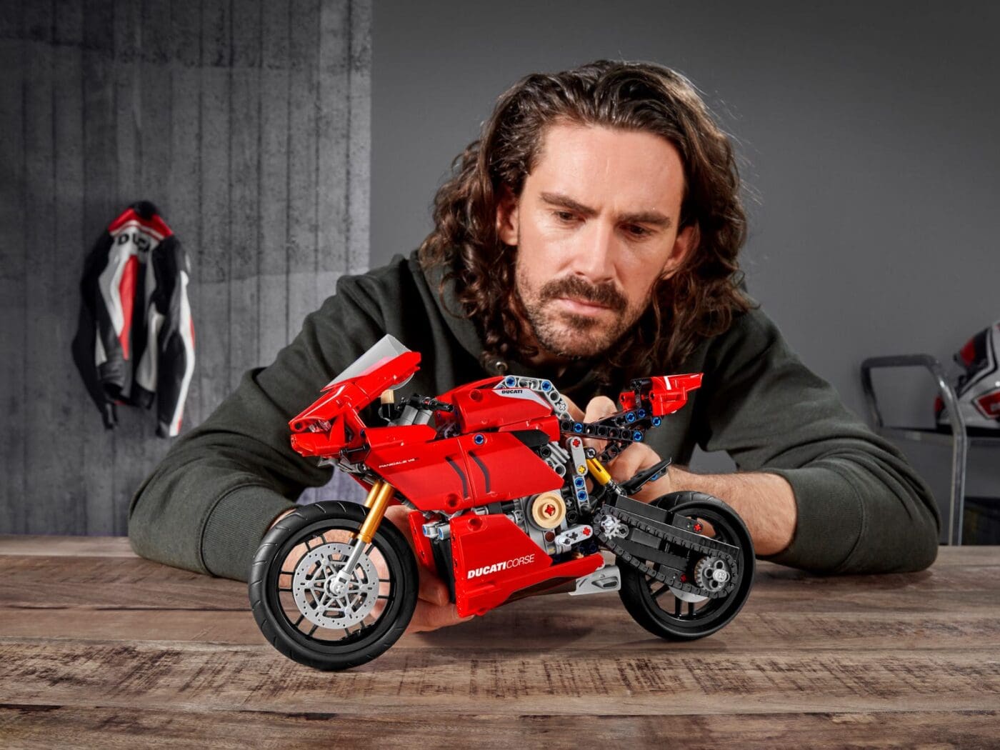 Ducati Panigale V4 R Lego Set Revealed – duPont REGISTRY News