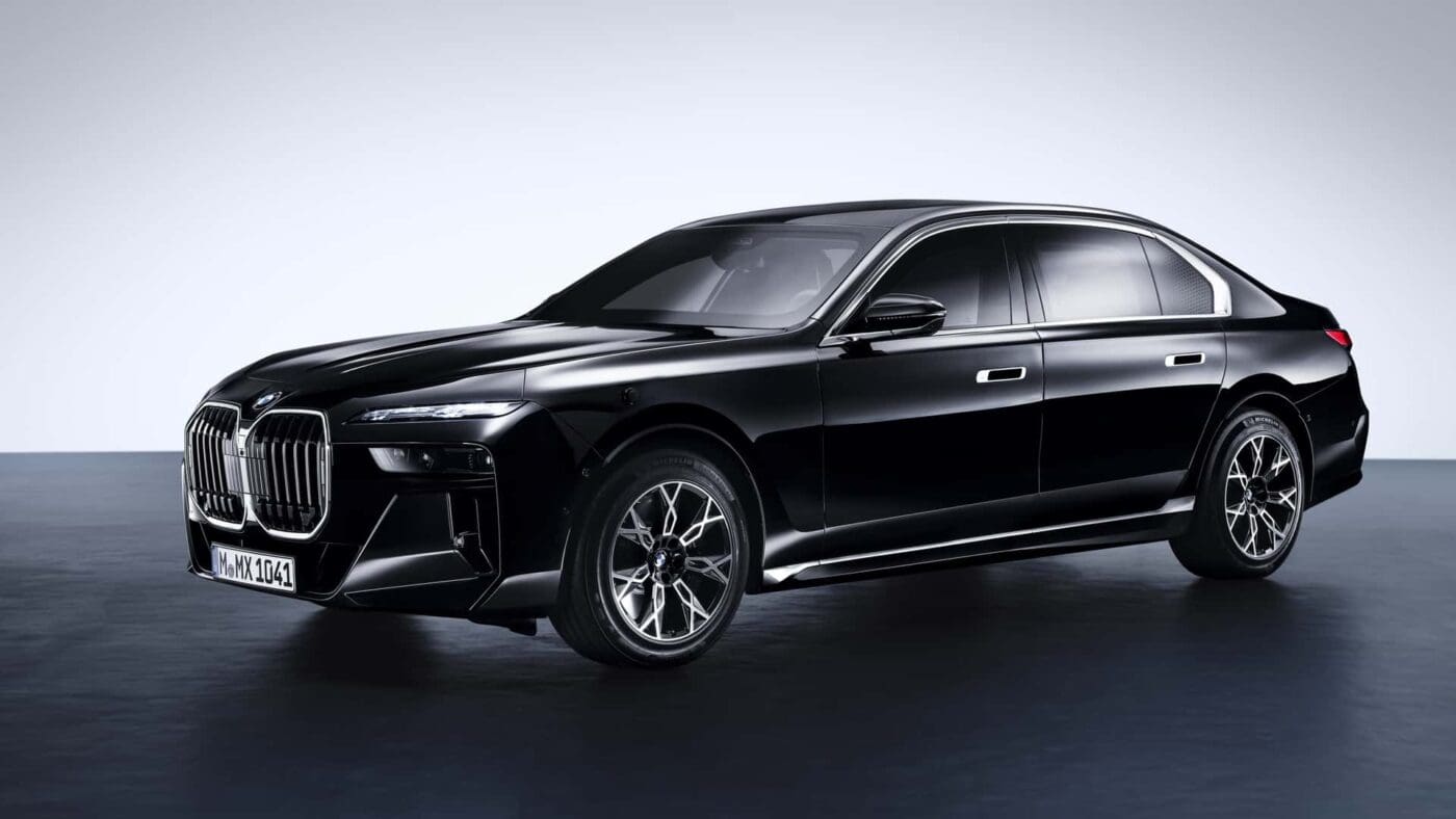 The New BMW i7 And 7 Series Protection: Safety Meets Luxury – duPont ...