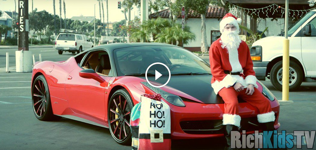 Santa in Ferrari 458 Hands Out Gifts to Kids