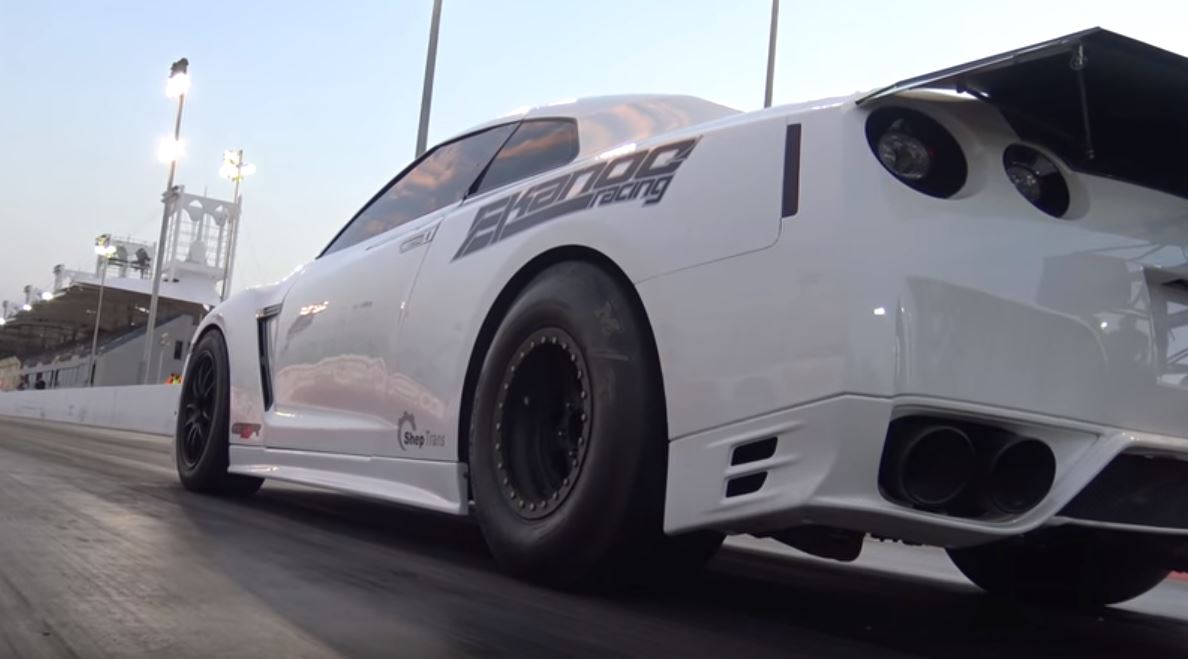New World Record for Nissan GT-R 1/4 Mile