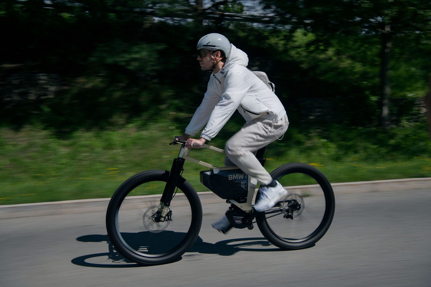 BMW Unveils New Electric Bike With a "Modular Top Speed"