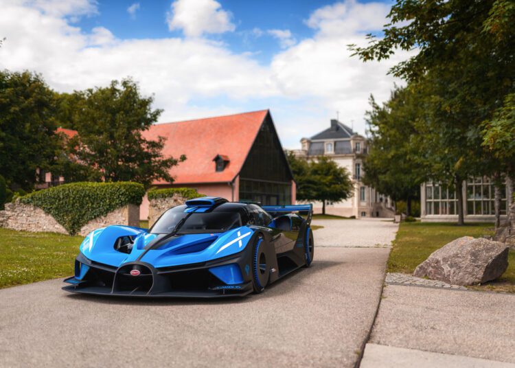 Bugatti's Signature French Racing Blue Color Will Be Updated For The ...