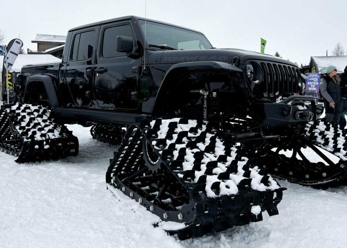 AMW4x4 and Helltraxx Introduce New Epic Snow Adventure Vehicle