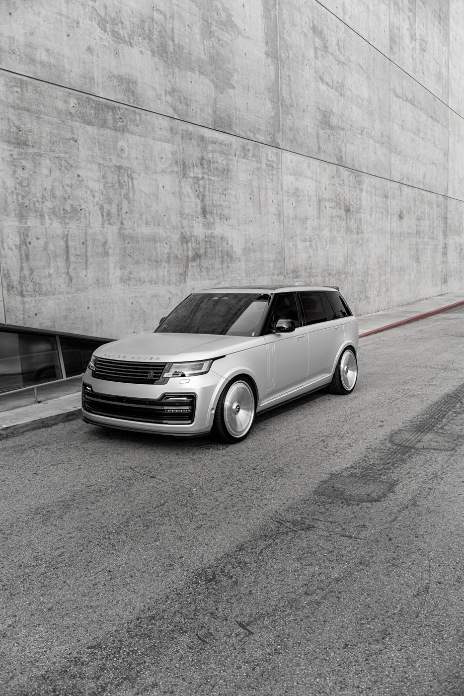 Check Out Kim Kardashian's New $300K Custom Range Rover