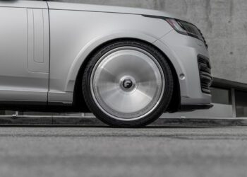 Check Out Kim Kardashian's New $300K Custom Range Rover