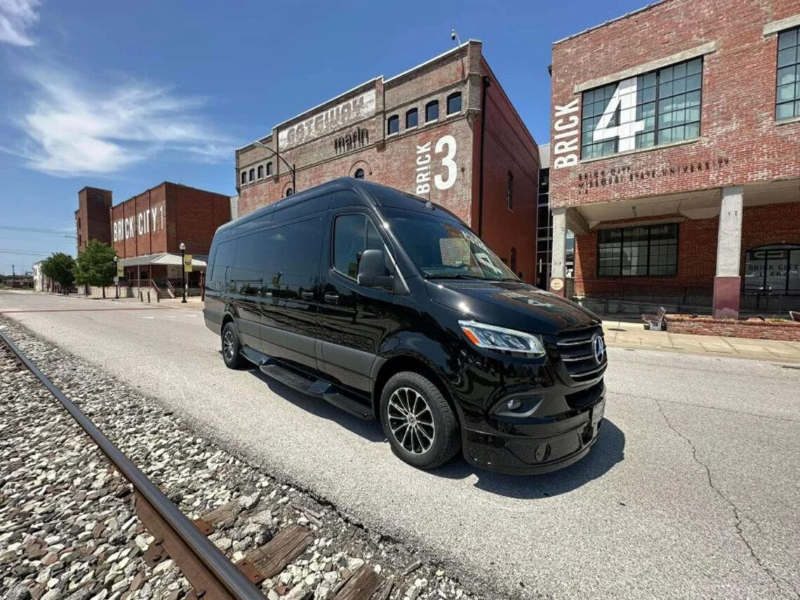 First Class Customs Executive Class Jet Sprinter for Sale