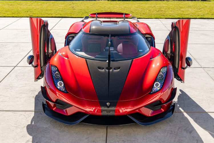 One of the Most Extreme Koenigsegg Regeras Ever Built Hits the Market ...