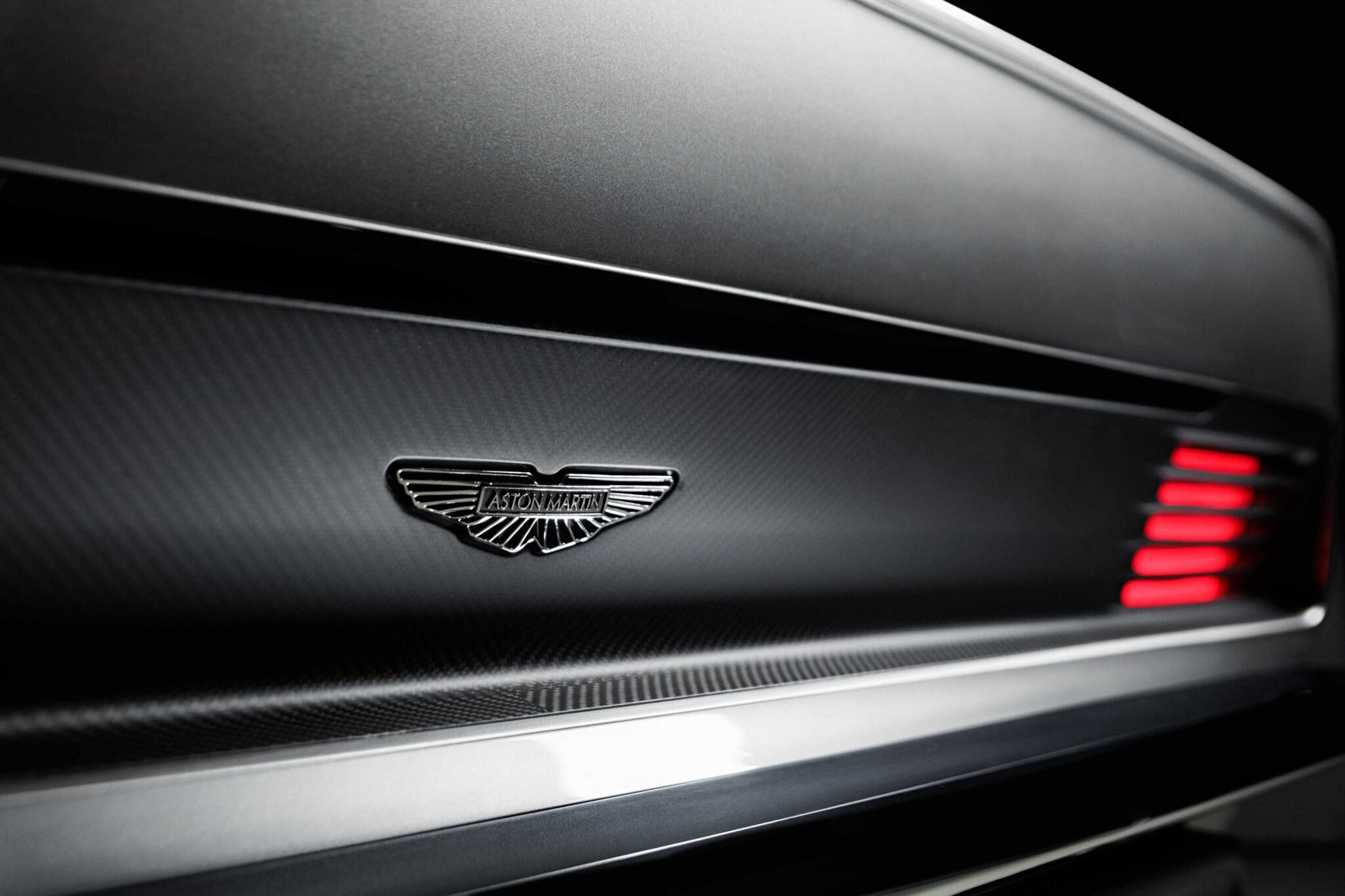 Ringbrothers Debut Aston Martin OCTAVIA: A Supercharged 1971 DBS ...