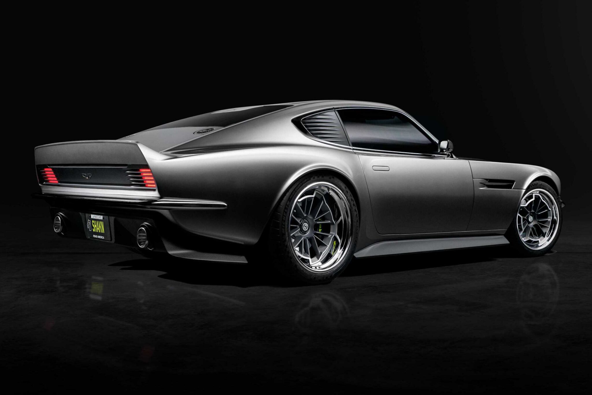 Ringbrothers Debut Aston Martin OCTAVIA: A Supercharged 1971 DBS ...