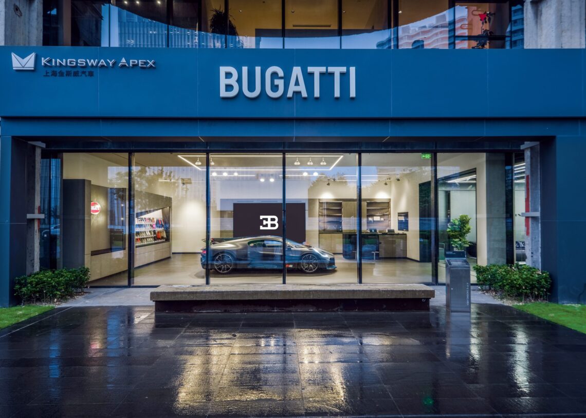 Watch CEO Mate Rimac Reveal How The Bugatti Tourbillon’s V16 Is Electrified