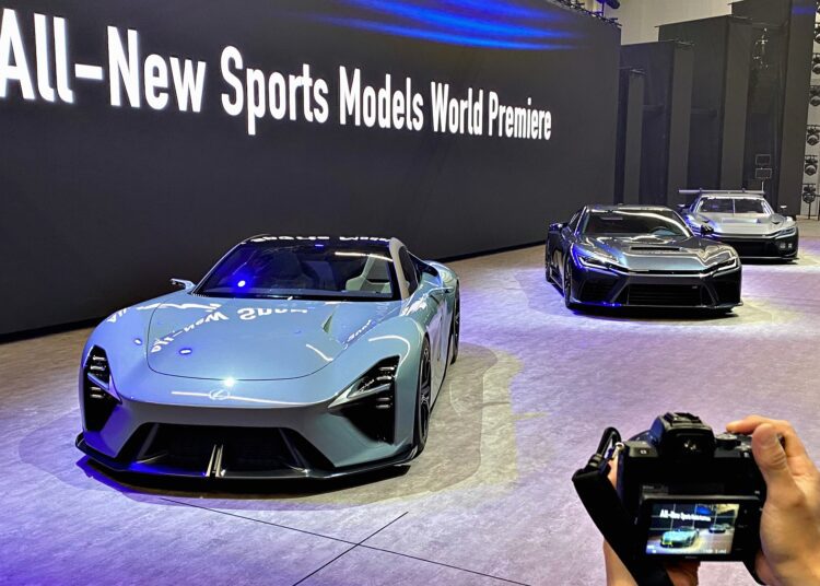 Lexus Reveals New 2025 RC F Final Edition